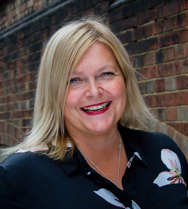 Lisa Hackett – Frontline