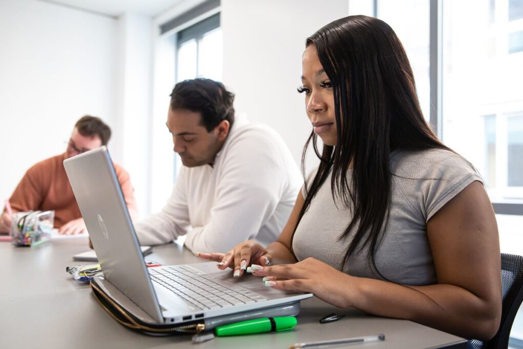 Approach Social Work – Frontline